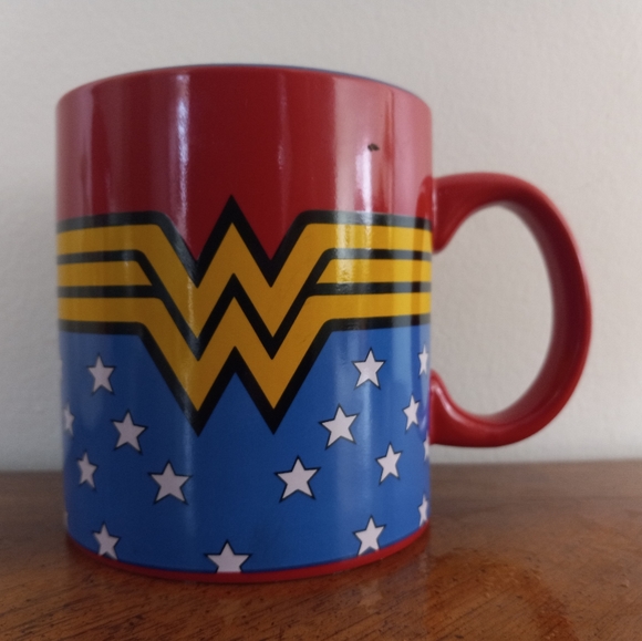 DC Comics | Kitchen | Dc Comics 2oz Wonder Woman Large Mug | Poshmark